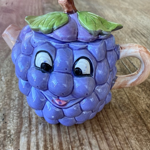 Vintage | Kitchen | Vintage Anthropomorphic Grapes Face Teapot Made In ...